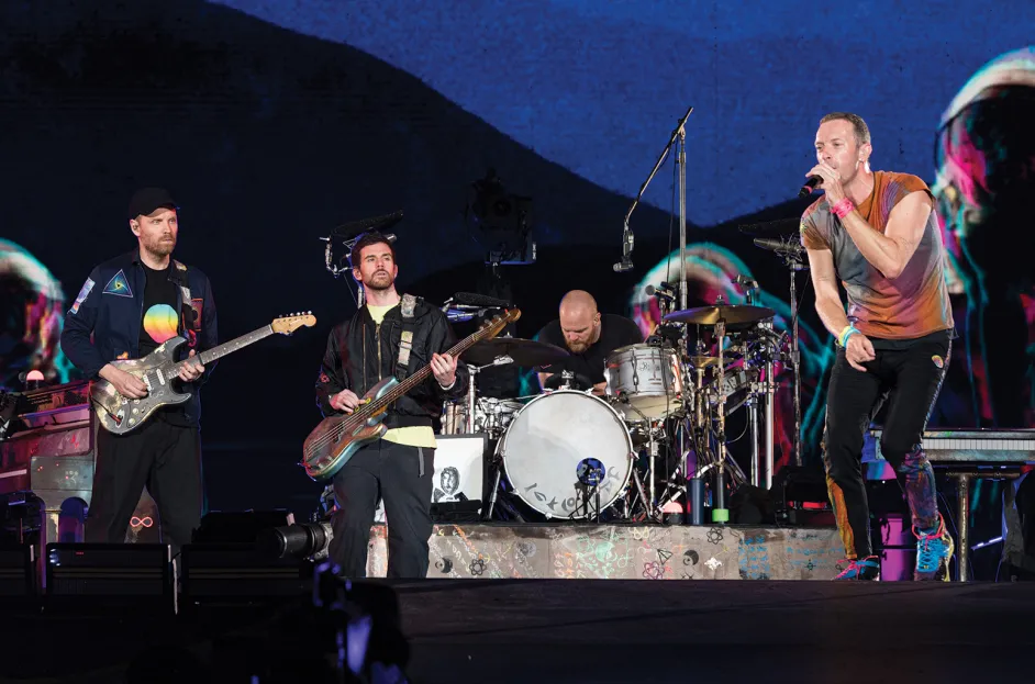 Coldplay Expands Boundaries with Record-Breaking Stadium Tour in ... Coldplay Expands Boundaries with Record-Breaking Stadium Tour in ...